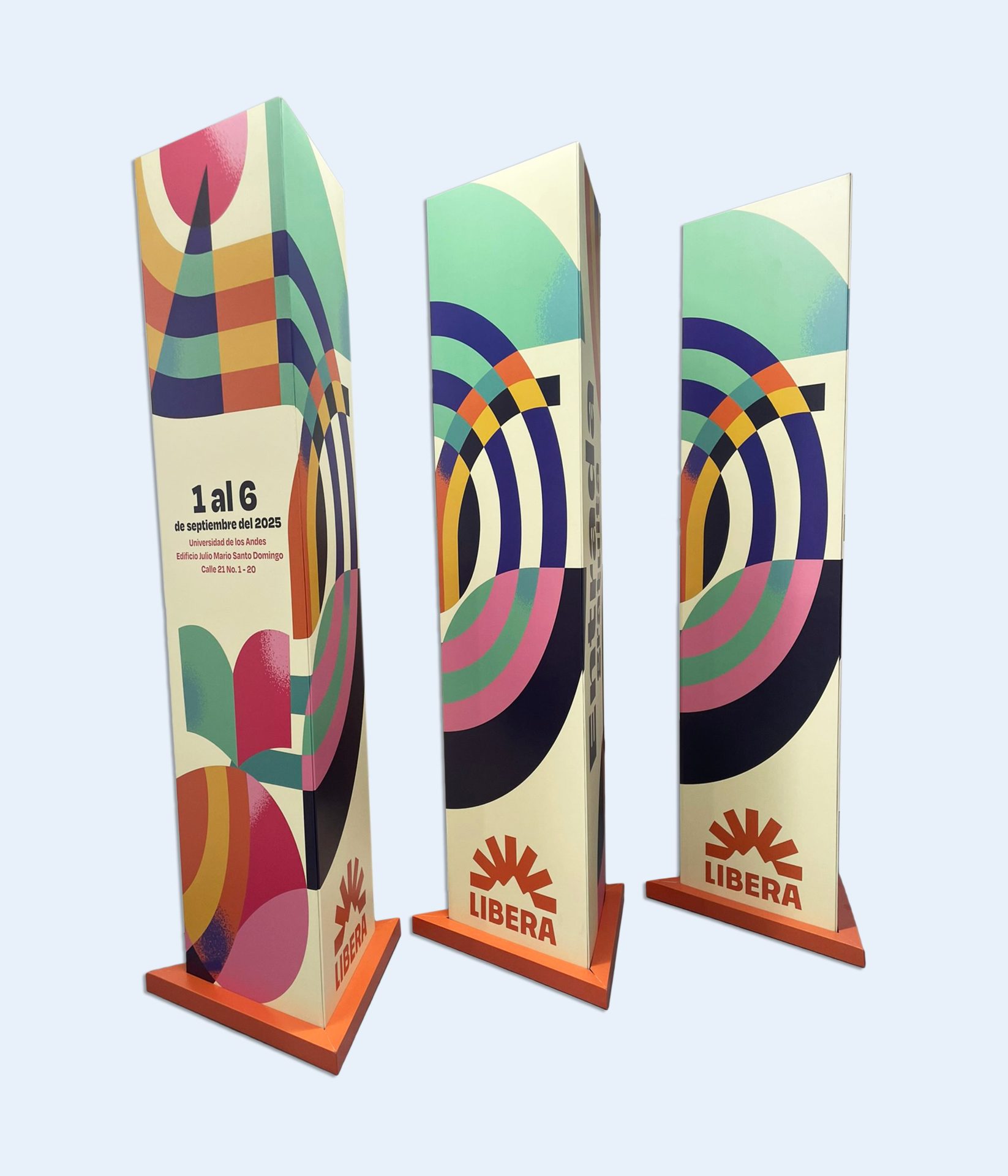 Tótem en cartón - Cartongroup